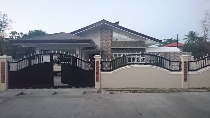 Guest House Sarrat Ilocos Norte - Sarrat
