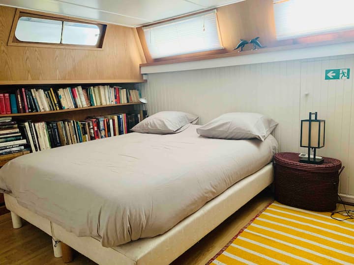 23 Best Airbnb Houseboat Rentals In Paris - Updated 2025 | Trip101