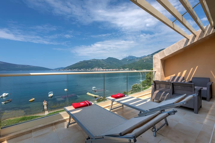 Maestral - Apartments Villa Adriatic - Montenegro