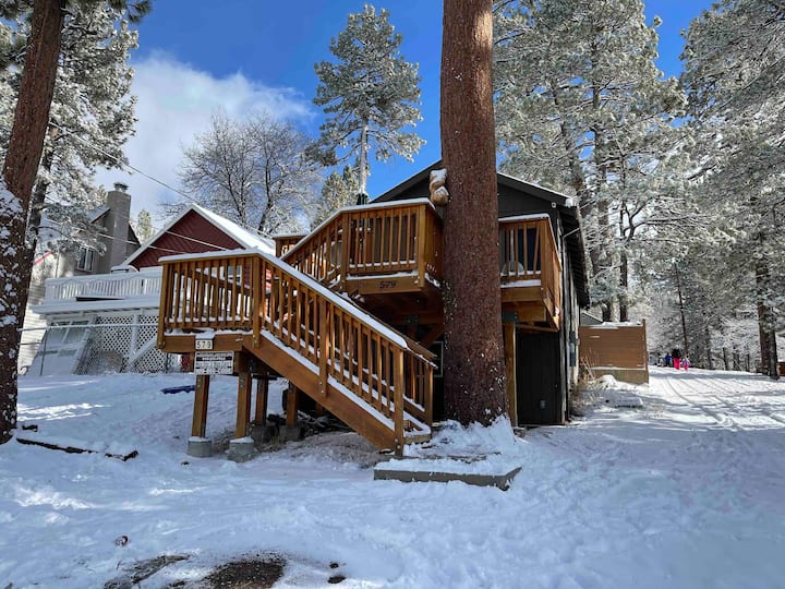 Spa, Yard, Mins To Slopes, Lake & Village - ビッグ・ベアー・レイク, CA