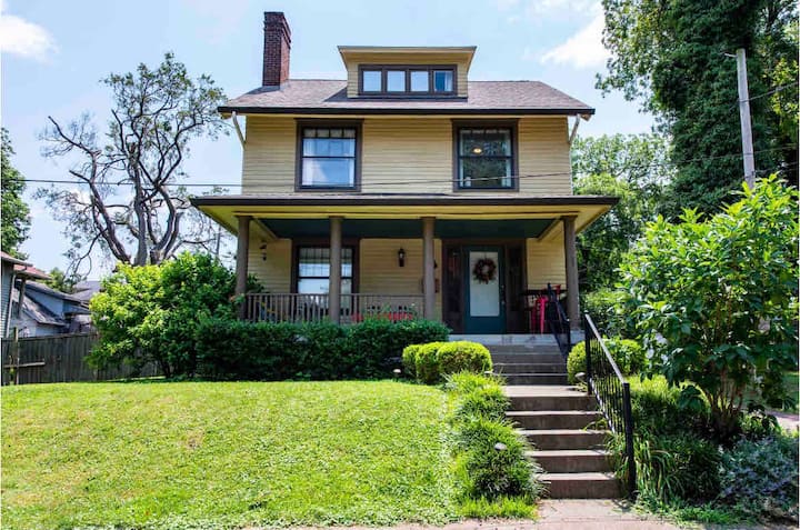 Center Of Highlands! +2500 Sq Ft Awesome Location - Louisville, KY