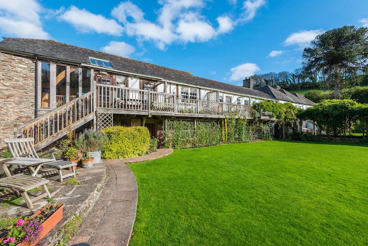 Traditional Oak Barn Near The River Dart - Dittisham