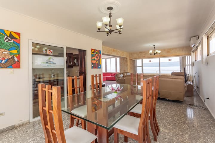 Villa Mercedes. Ocean View Luxury Apartment - Havanna