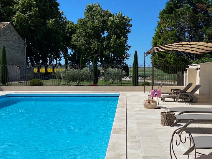 Les Gites Ruraux Du Domaine De Laforest. - Fontvieille