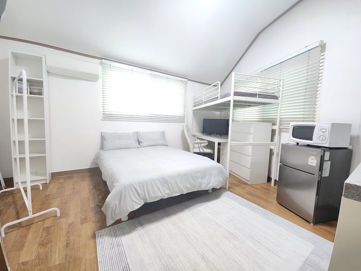 [Legal_304] Fully Furnished, 2 Min Walk To Subway - Seúl