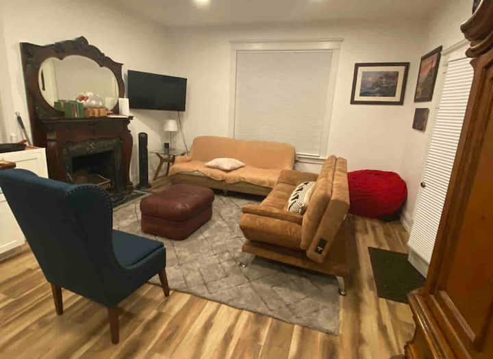 Rare Find! Hidden Gem Downtown Slc Free Fare Zone - Utah