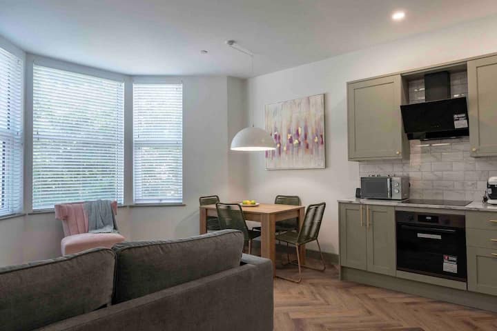 Luxury In The City 2 Bdrm - Cardiff