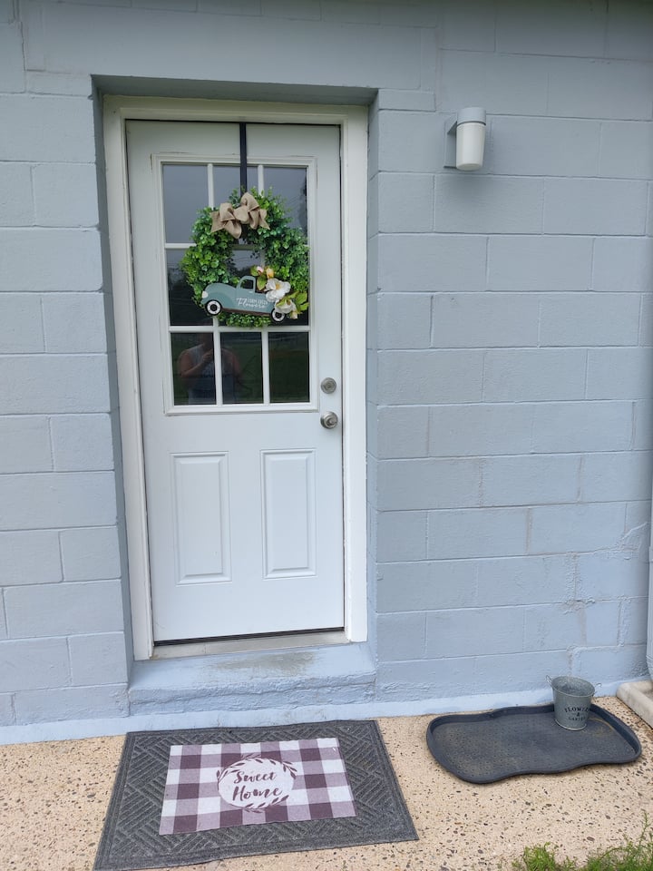 Studio On The Farm - Six Flags Great Adventure, Jackson Township