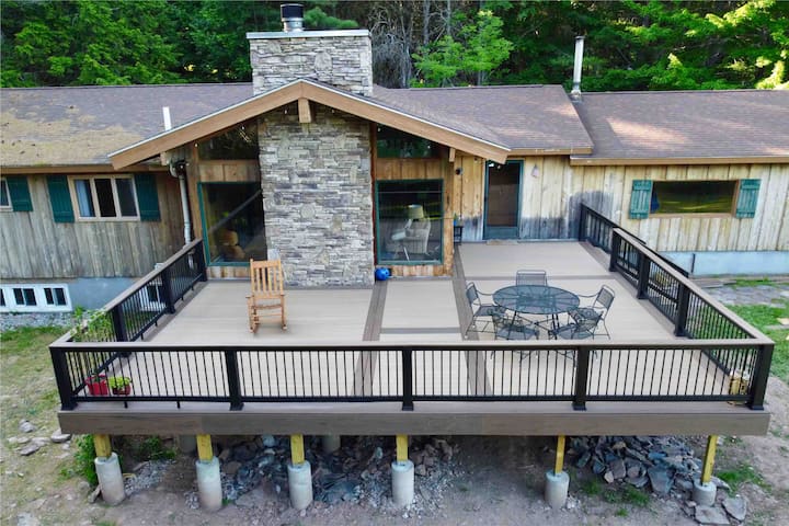 Moon Mountain House Windham - Fits 13 On 7 Acres - Windham, NY