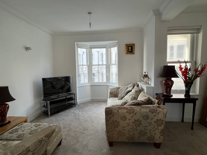 Double Room In Town House Near Seafront - Rottingdean