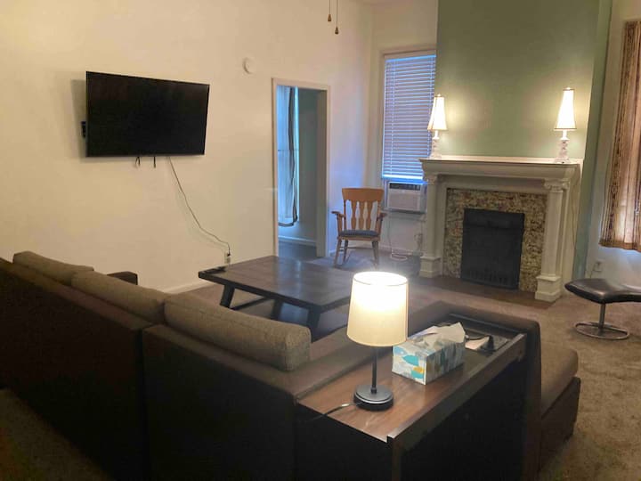 2-bedroom, First-floor Unit For Long-term Rental - Splash Park, Bloomington