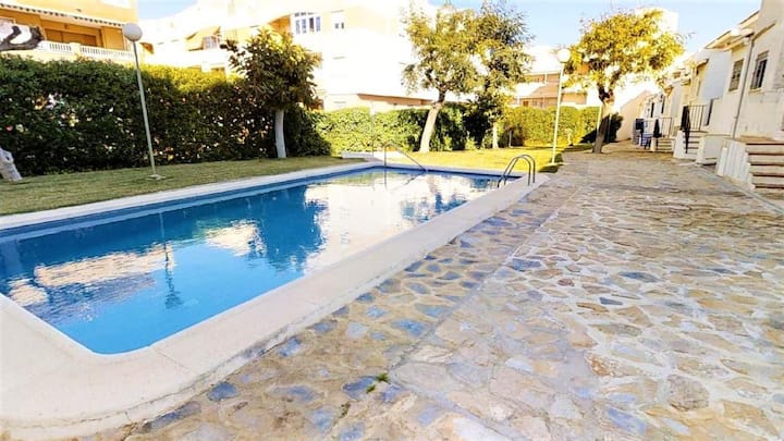 House & Pool & Solarium , Barcecue &  3 Bedrooms - Torrevieja