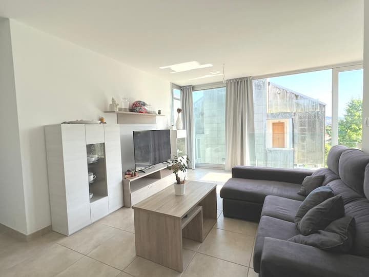 Apartamento Con Garage Privado Muy Luminoso - Boiro