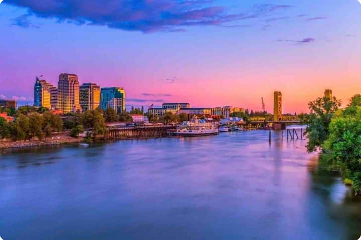 The Happy Place - West Sacramento, CA