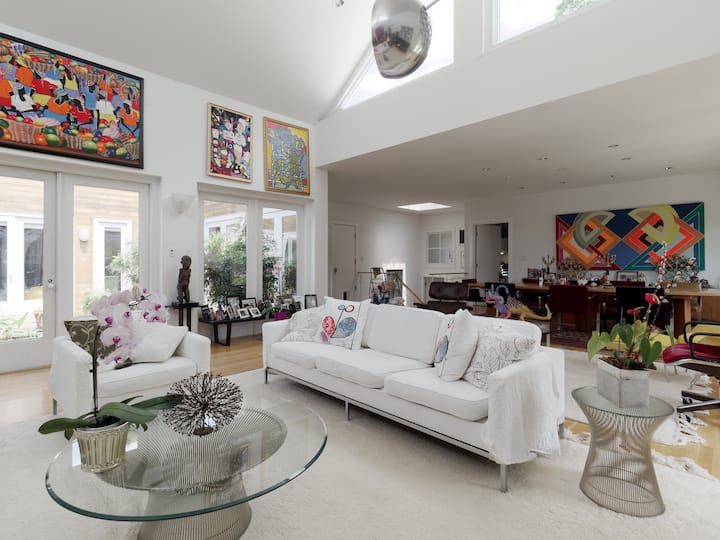 Capitol Hill Luxurious Master Bedrm - Washington, D.C.