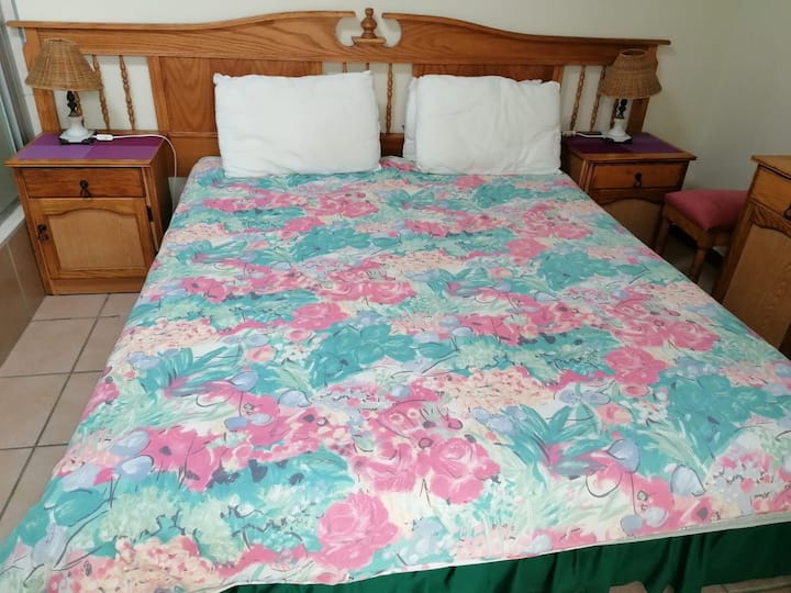 Overnight Accommodation - Jeffreys Bay