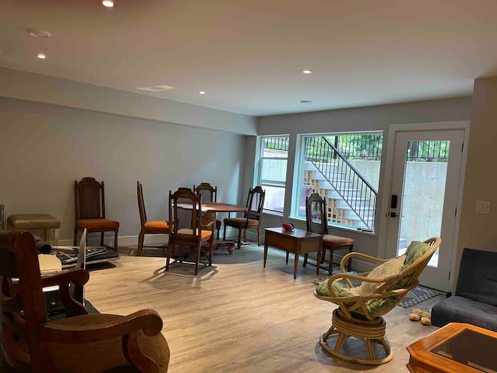 Langley 2 Bedroom Suite Amid Forest Privt Entrance - Aldergrove
