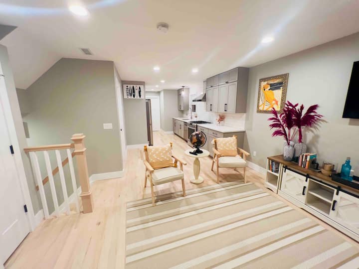 Luxurybuilt 3br Montclair Apt/4 Mins Walk To Train - Clifton, NJ