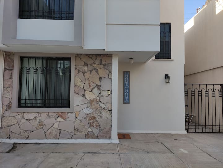 Casa Lori /Familiar Y Zona Privada - Monterrey