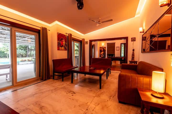 Strawberry Villa - Farm House In Heart Of Gurgaon - Gurgaon