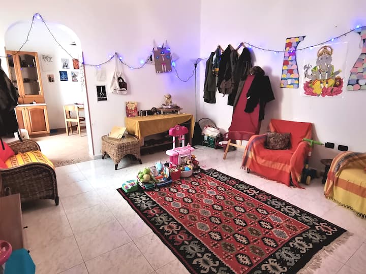 Camera In Appartamento Centrale E Colorato! - Lecce