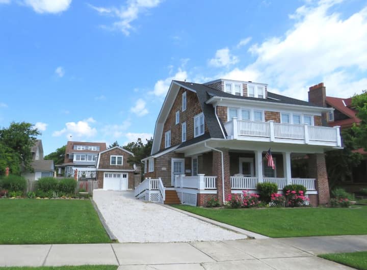 The Cape May Diamond - Cape May, NJ