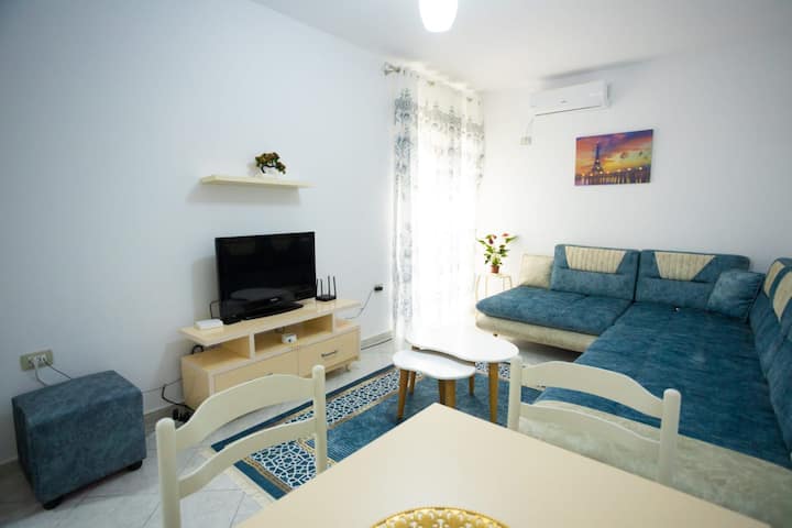 Blue Sky Apartment ! - Albania