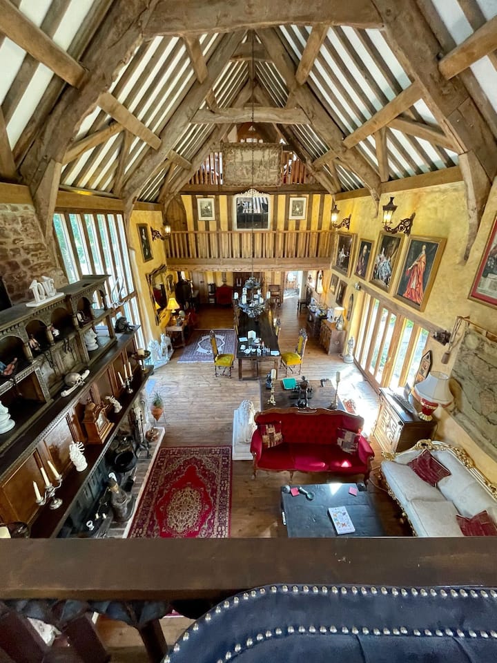 Gurney Manor Mill

Victorian Room - Bridgwater