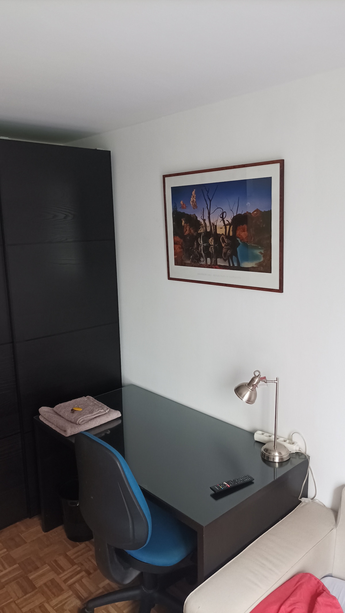 Privatzimmer gute Anbindung an Paris und Flughäfen - Airbnb