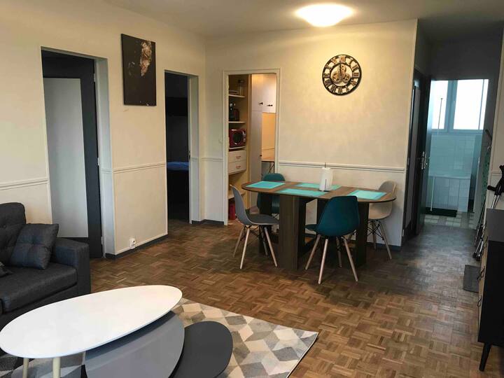 Chambre Meublée En Centre-ville De Nogent - Nogent-le-Rotrou