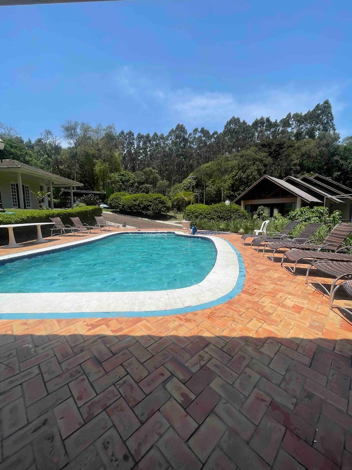 Chácara Super Moderna Com Piscina E Salão De Festa - Campo Largo