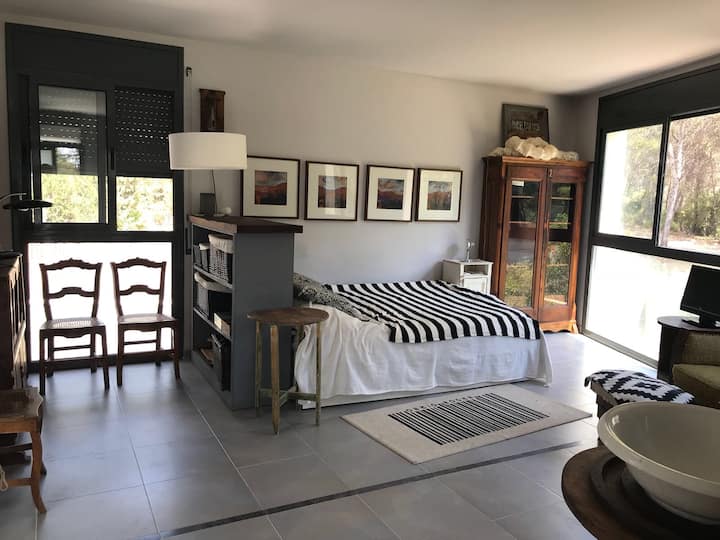 Costa Dorada Single Guest House Among Pine Trees - Tarragona, España