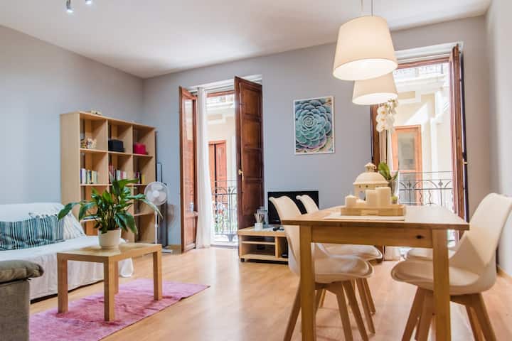Céntrico, Elegante Y Tranquilo. Ideal Familias. - Valence en Espagne