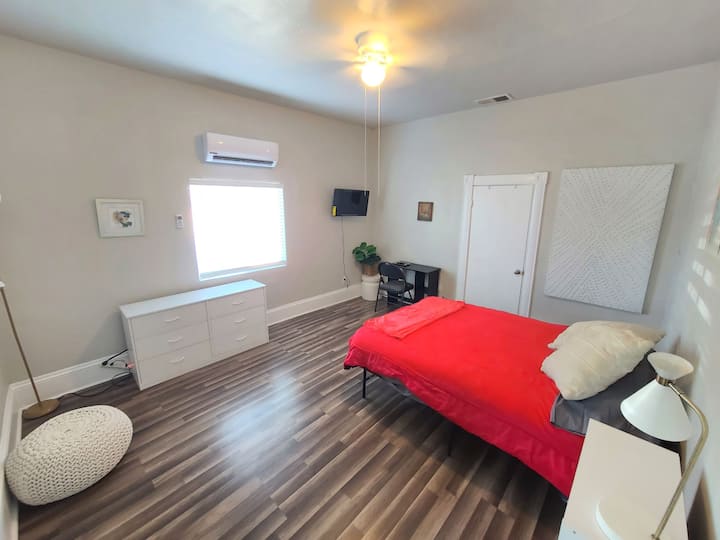 Beautiful Spacious 1 Bedroom Apt - El Paso, TX