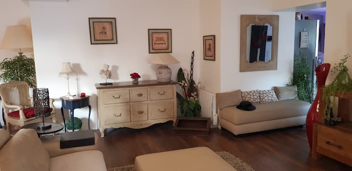 Maison Entière 4 Pers.  Nîmes
Au Mazet De Carolane - Nîmes