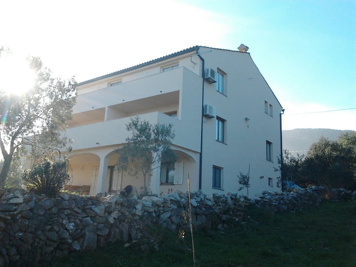Apartmani Tihomir Ap 1 Sv Jakov Mali Losinj - Nerezine