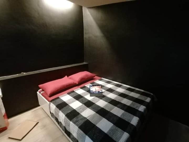Queen Bed With Free Breakfast [Good For 2pax] - Naga