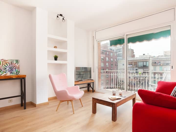 Cozy Home Near City Center And Good Airport Access - Barcelona