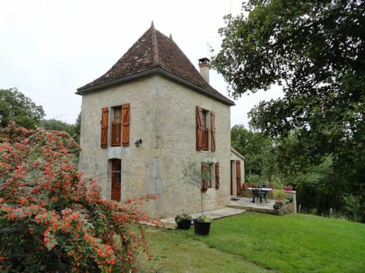 Ancien Pigeonnier Au Cœur De La Nature - Lot