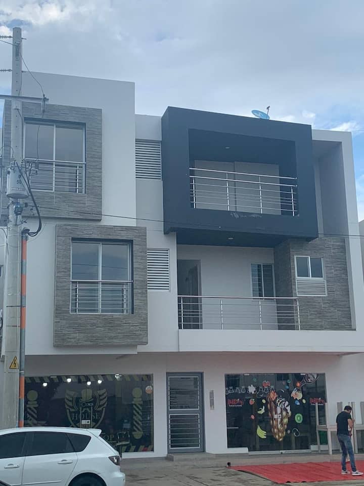 Modernos Apartamentos Para 2 Y 3 Personas -Z.norte - Montería