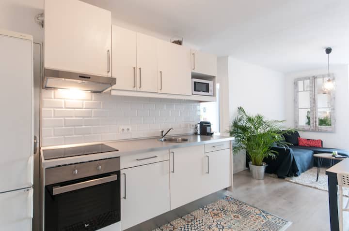 Bright 3 Double Bedrooms Gorgeous Apartment - Rubí
