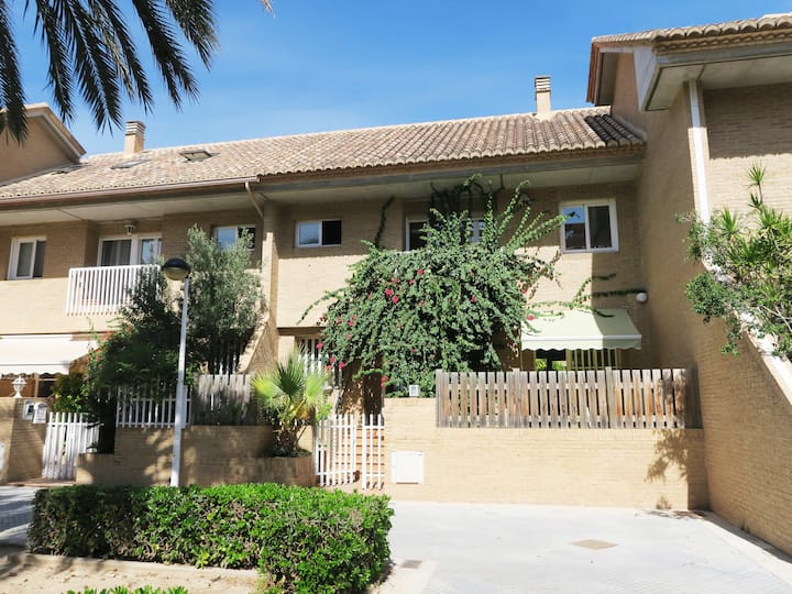 Mediterranean Beach Townhouse - Valencia