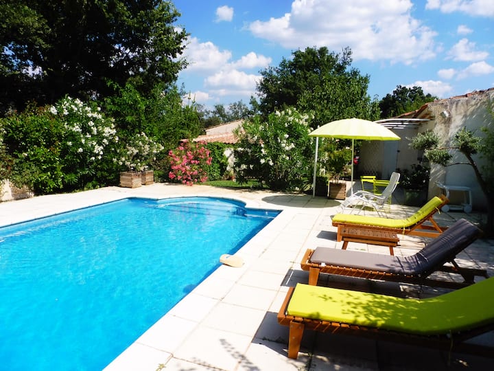 Maison Avec Piscine Proche Aix En Provence - Pourrières