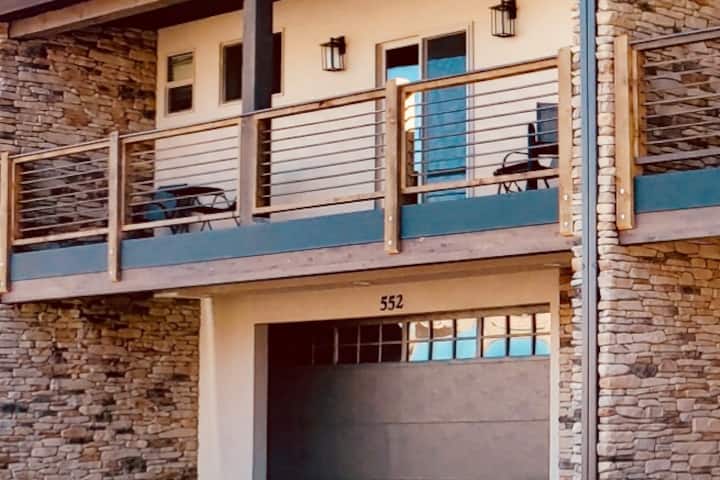 4 Br Townhome - Minutes From Downtown! - Arches National Park, UT