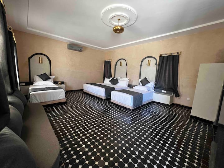 Peaceful Riad By The Desert - Merzouga