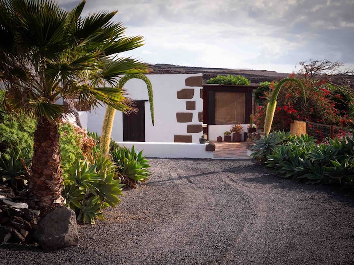 Luxury Living In Rural Setting - Lanzarote