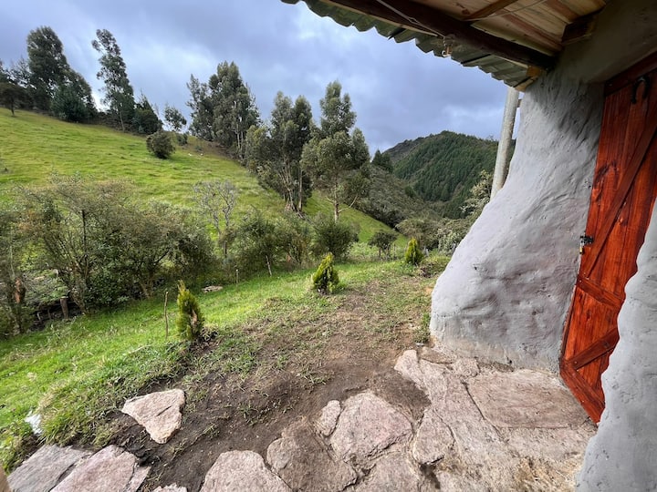 Casita De Piedra - Sesquilé