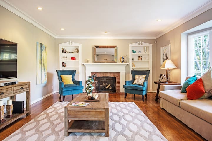 Spacious Private House Near Beverly Hills - Los Angeles, CA