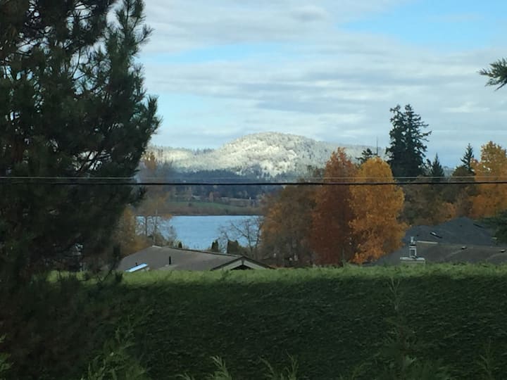 Private Little Studio: Duncan-maple Bay 90 Day Min - Duncan