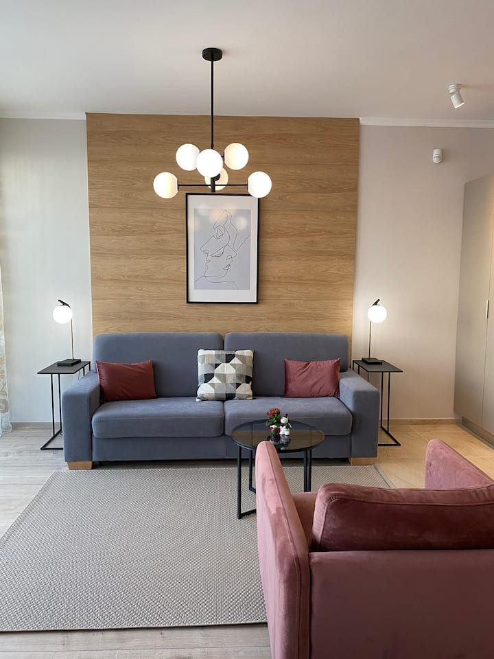 Modern Apartment 60m From Gozsdu Courtyard - Budapest